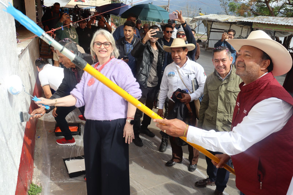 Julio Arreola y Gobierno de México arrancan en Janitzio el programa ...